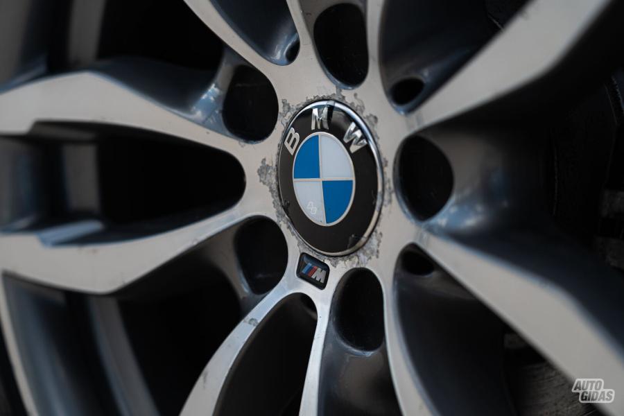 Zils BMW X3 2014 Viļņa, ar dzinēja tilpumu 3.00 L un nobraukumu 162 tūkst. km par 14000 €, foto 20 vietnē AUTOMOTO.COM.LV