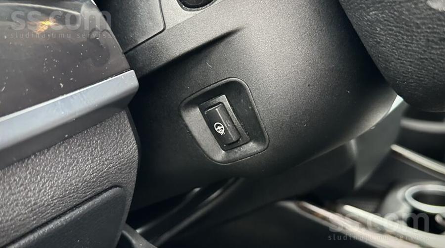 Zils BMW X3 2014 Rēzekne, ar dzinēja tilpumu 2.00 L un nobraukumu 249 tūkst. km par 8990 €, foto 25 vietnē AUTOMOTO.COM.LV