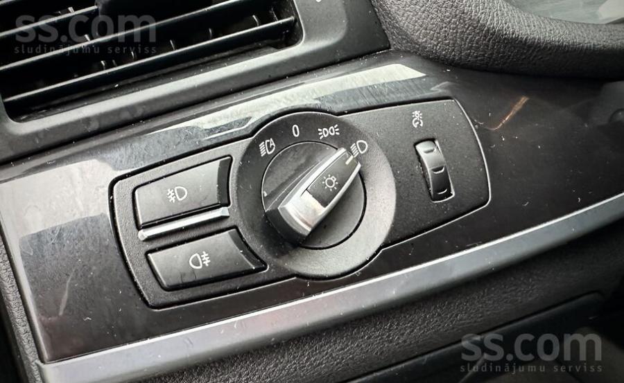 Blue BMW X3 2014 in Rezekne, with an engine capacity of 2.00 L and mileage of 250 thousand km for 8790 €, photo 25 on AUTOMOTO.COM.LV