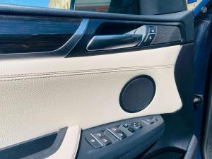 Blue BMW X3 2016 in Vilnius, with an engine capacity of 2.00 L and mileage of 181 thousand km for 11500 €, photo 16 on AUTOMOTO.COM.LV