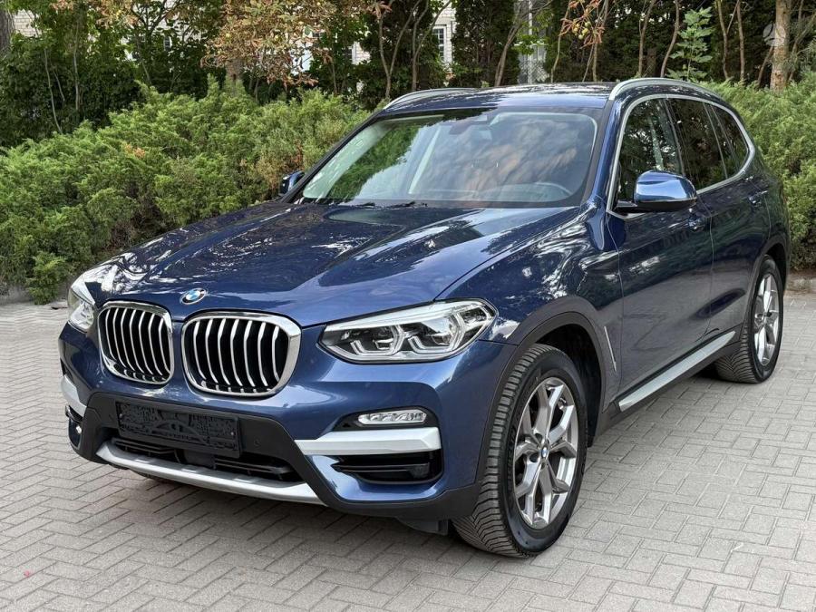 Blue BMW X3 2017 in Prienai, with an engine capacity of 2.00 L and mileage of 238 thousand km for 19400 €, photo 11 on AUTOMOTO.COM.LV
