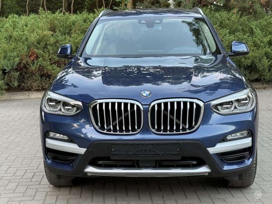 Blue BMW X3 2017 in Prienai, with an engine capacity of 2.00 L and mileage of 238 thousand km for 19400 €, photo 12 on AUTOMOTO.COM.LV