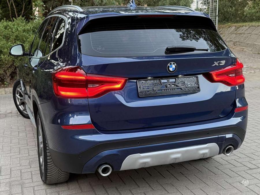 Blue BMW X3 2017 in Prienai, with an engine capacity of 2.00 L and mileage of 238 thousand km for 19400 €, photo 19 on AUTOMOTO.COM.LV
