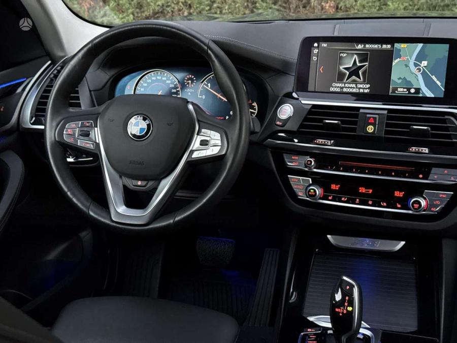 Blue BMW X3 2017 in Prienai, with an engine capacity of 2.00 L and mileage of 238 thousand km for 19400 €, photo 29 on AUTOMOTO.COM.LV