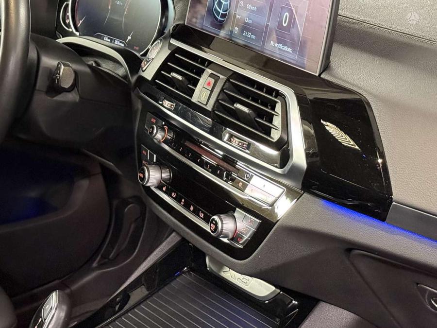 Blue BMW X3 2017 in Prienai, with an engine capacity of 2.00 L and mileage of 238 thousand km for 19400 €, photo 46 on AUTOMOTO.COM.LV