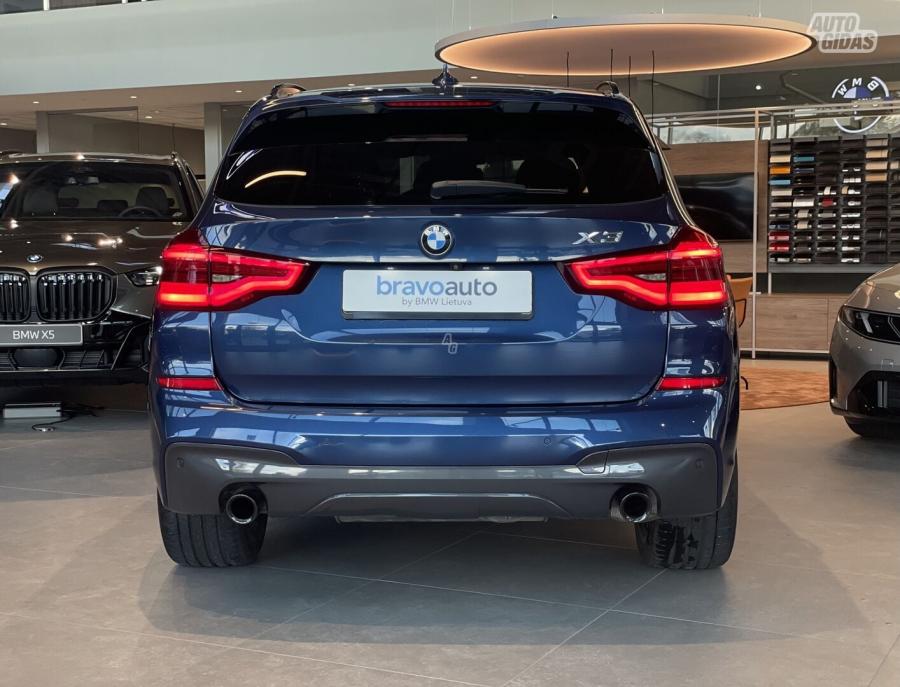 Blue BMW X3 2017 in Vilnius, with an engine capacity of 3.00 L and mileage of 192 thousand km for 26991 €, photo 6 on AUTOMOTO.COM.LV