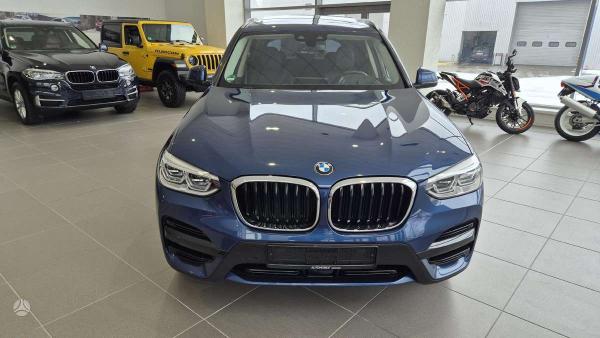 Blue BMW X3 2018 in Marijampole, with an engine capacity of 2.00 L and mileage of 140 thousand km for 25999 €, photo 9 on AUTOMOTO.COM.LV