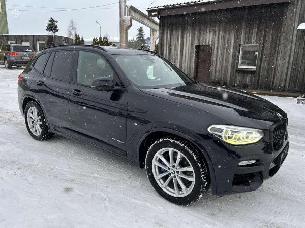 Blue BMW X3 2018 in Utena, with an engine capacity of 2.00 L and mileage of 220 thousand km for 22250 €, photo 5 on AUTOMOTO.COM.LV