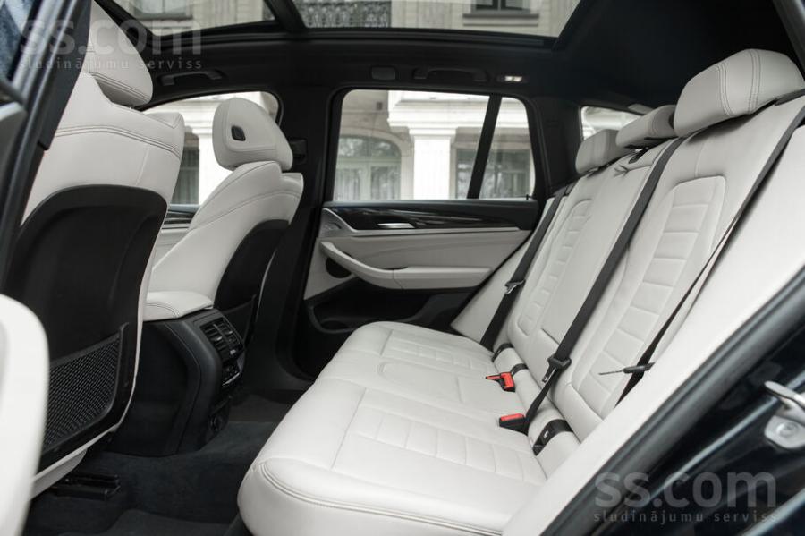 Blue BMW X3 2018 in Jurmala, with an engine capacity of 3.00 L and mileage of 170 thousand km for 25900 €, photo 27 on AUTOMOTO.COM.LV