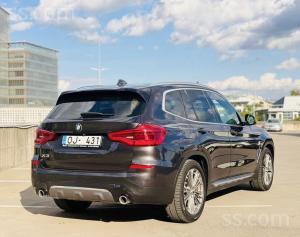 Blue BMW X3 2018 in Riga, with an engine capacity of 2.00 L and mileage of 205 thousand km for 21800 €, photo 5 on AUTOMOTO.COM.LV