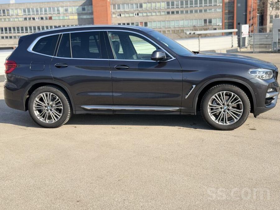 Blue BMW X3 2018 in Riga, with an engine capacity of 2.00 L and mileage of 205 thousand km for 21800 €, photo 6 on AUTOMOTO.COM.LV