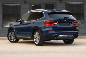 Blue BMW X3 2018 in Jelgava, with an engine capacity of 2.00 L and mileage of 230 thousand km for 23450 €, photo 3 on AUTOMOTO.COM.LV