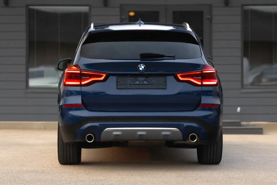 Blue BMW X3 2018 in Jelgava, with an engine capacity of 2.00 L and mileage of 230 thousand km for 23450 €, photo 8 on AUTOMOTO.COM.LV