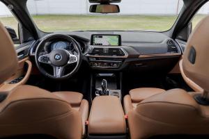 Blue BMW X3 2018 in Vilnius, with an engine capacity of 2.00 L and mileage of 170 thousand km for 23000 €, photo 16 on AUTOMOTO.COM.LV