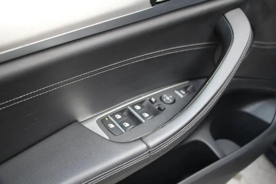 Zils BMW X3 2018 Mārupe, ar dzinēja tilpumu 2.00 L un nobraukumu 194 tūkst. km par 24450 €, foto 21 vietnē AUTOMOTO.COM.LV