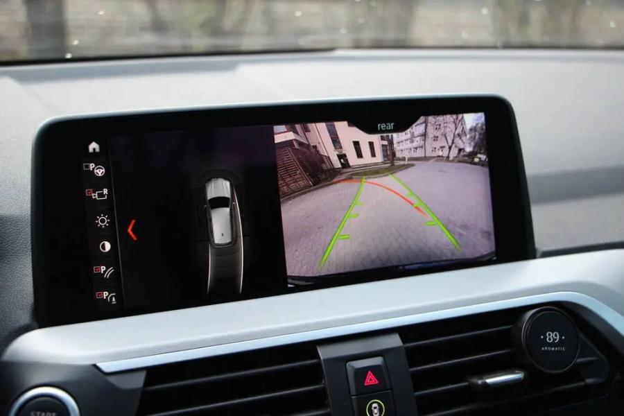 Zils BMW X3 2018 Mārupe, ar dzinēja tilpumu 2.00 L un nobraukumu 194 tūkst. km par 24450 €, foto 26 vietnē AUTOMOTO.COM.LV