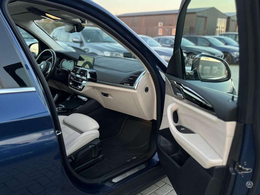 Zils BMW X3 2018 Kauņa, ar dzinēja tilpumu 2.99 L un nobraukumu 399 tūkst. km par 17999 €, foto 32 vietnē AUTOMOTO.COM.LV