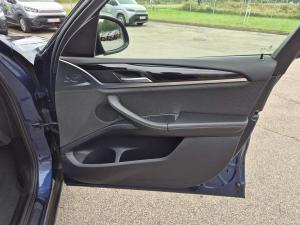 Zils BMW X3 2018 Panevēža, ar dzinēja tilpumu 2.00 L un nobraukumu 216 tūkst. km par 19300 €, foto 21 vietnē AUTOMOTO.COM.LV