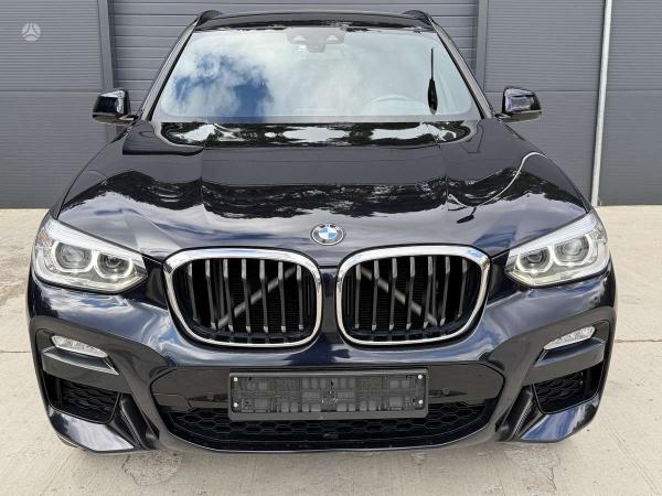 Blue BMW X3 2018 in Utena, with an engine capacity of 2.00 L and mileage of 201 thousand km for 18900 €, photo 5 on AUTOMOTO.COM.LV