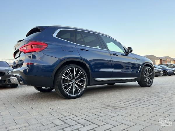 Blue BMW X3 2018 in Kaunas, with an engine capacity of 3.00 L and mileage of 399 thousand km for 16700 €, photo 9 on AUTOMOTO.COM.LV