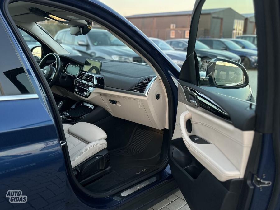 Zils BMW X3 2018 Kauņa, ar dzinēja tilpumu 3.00 L un nobraukumu 399 tūkst. km par 16700 €, foto 31 vietnē AUTOMOTO.COM.LV