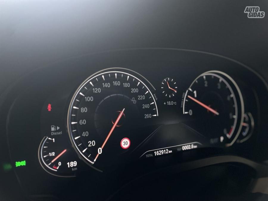 Blue BMW X3 2019 in Klaipeda, with an engine capacity of 3.00 L and mileage of 163 thousand km for 29991 €, photo 17 on AUTOMOTO.COM.LV