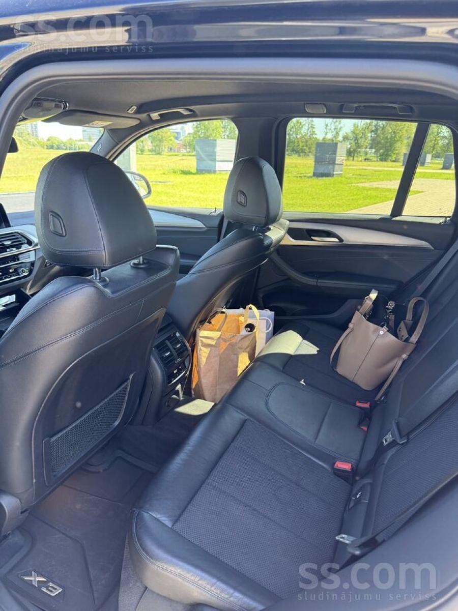Blue BMW X3 2019 in Riga, with an engine capacity of 2.00 L and mileage of 119 thousand km for 25000 €, photo 10 on AUTOMOTO.COM.LV
