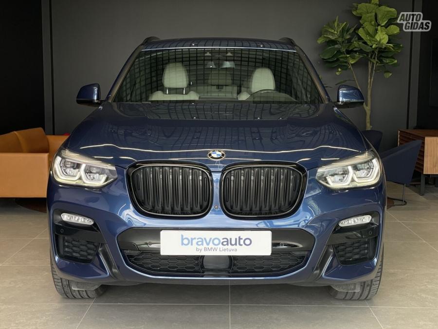 Blue BMW X3 2019 in Klaipeda, with an engine capacity of 3.00 L and mileage of 163 thousand km for 28922 €, photo 3 on AUTOMOTO.COM.LV