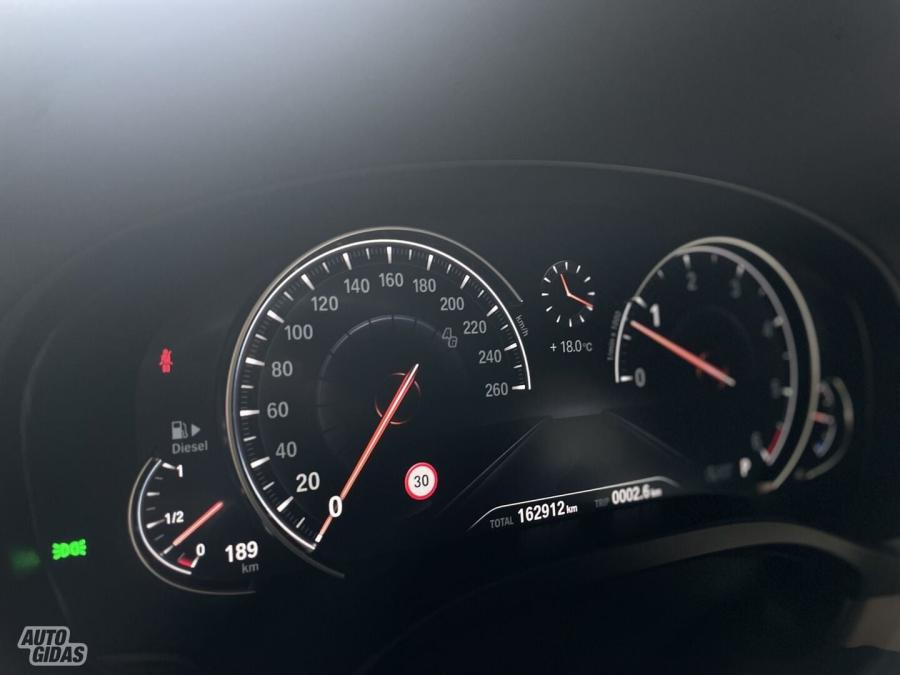 Blue BMW X3 2019 in Klaipeda, with an engine capacity of 3.00 L and mileage of 163 thousand km for 28922 €, photo 17 on AUTOMOTO.COM.LV