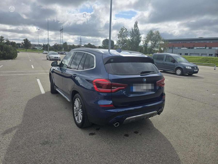 Zils BMW X3 2019 Šauļi, ar dzinēja tilpumu 2.00 L un nobraukumu 300 tūkst. km par 24000 €, foto 4 vietnē AUTOMOTO.COM.LV