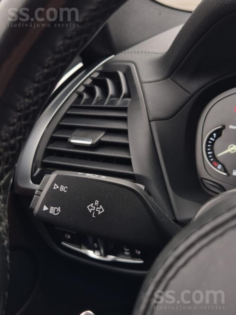 Zils BMW X3 2019 Rīga, ar dzinēja tilpumu 3.00 L un nobraukumu 229 tūkst. km par 23990 €, foto 24 vietnē AUTOMOTO.COM.LV