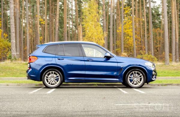 Blue BMW X3 2019 in Riga, with an engine capacity of 3.00 L and mileage of 229 thousand km for 23990 €, photo 10 on AUTOMOTO.COM.LV