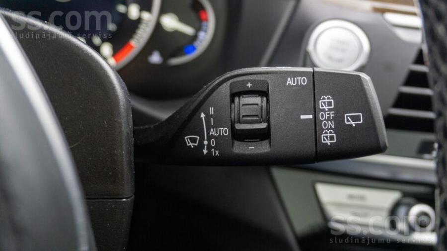 Zils BMW X3 2019 Rīga, ar dzinēja tilpumu 3.00 L un nobraukumu 229 tūkst. km par 23990 €, foto 24 vietnē AUTOMOTO.COM.LV