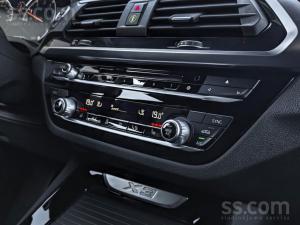 Blue BMW X3 2020 in Tukums, with an engine capacity of 1.60 L and mileage of 191 thousand km for 21990 €, photo 11 on AUTOMOTO.COM.LV