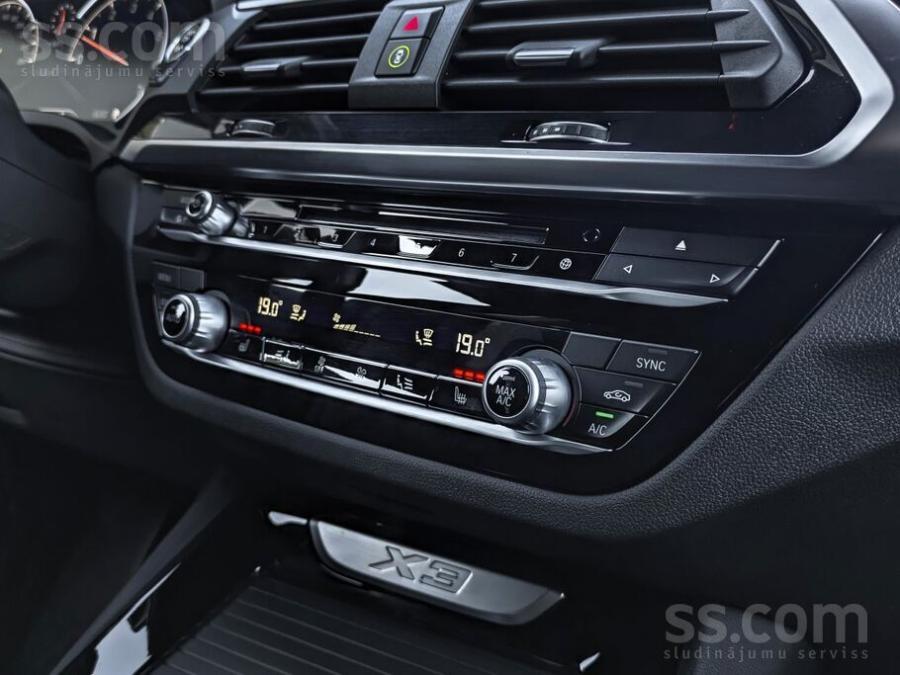 Blue BMW X3 2020 in Tukums, with an engine capacity of 1.60 L and mileage of 191 thousand km for 21990 €, photo 11 on AUTOMOTO.COM.LV