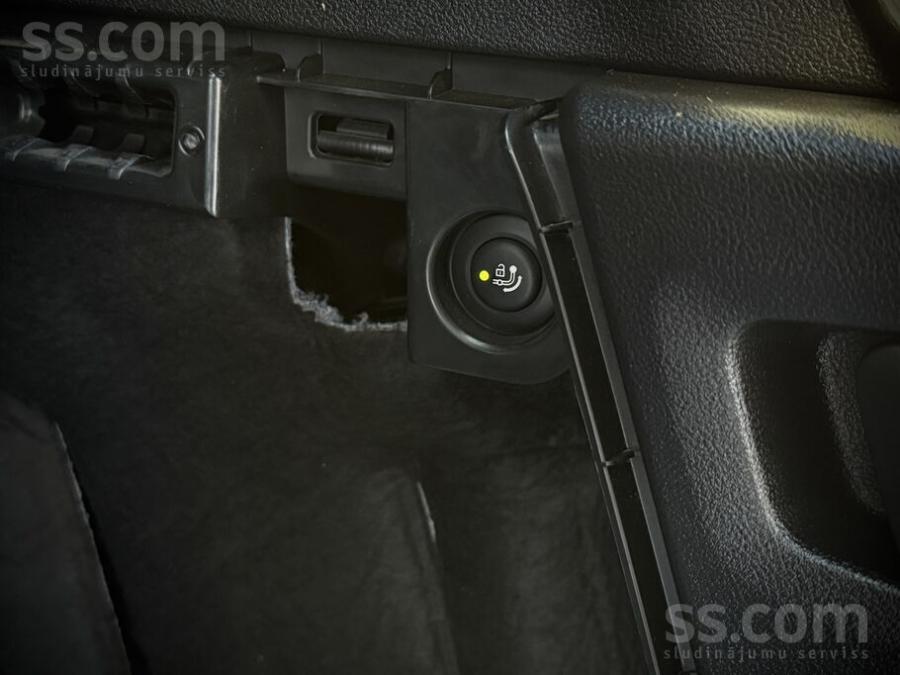 Zils BMW X3 2020 Tukums, ar dzinēja tilpumu 3.00 L un nobraukumu 220 tūkst. km par 24990 €, foto 30 vietnē AUTOMOTO.COM.LV