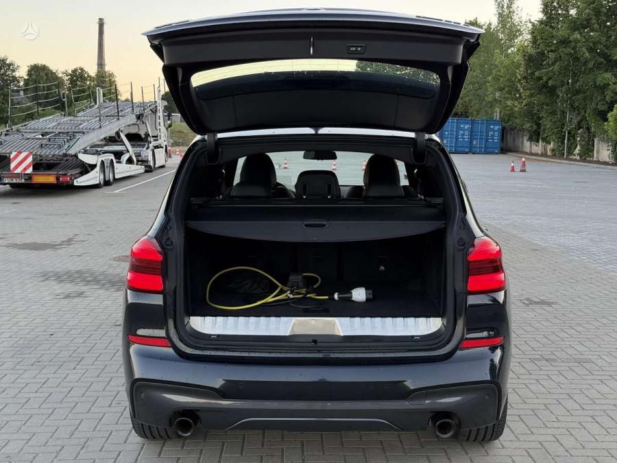 Blue BMW X3 2020 in Taurage, with an engine capacity of 2.00 L and mileage of 201 thousand km for 24500 €, photo 33 on AUTOMOTO.COM.LV