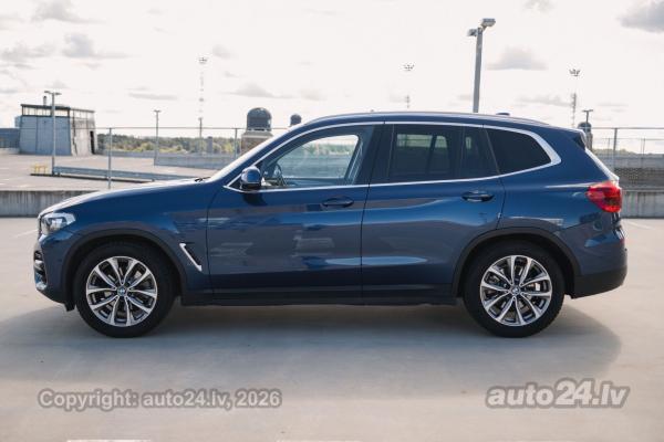 Zils BMW X3 2020 Tallina, ar dzinēja tilpumu 2.00 L un nobraukumu 114 tūkst. km par 31900 €, foto 4 vietnē AUTOMOTO.COM.LV