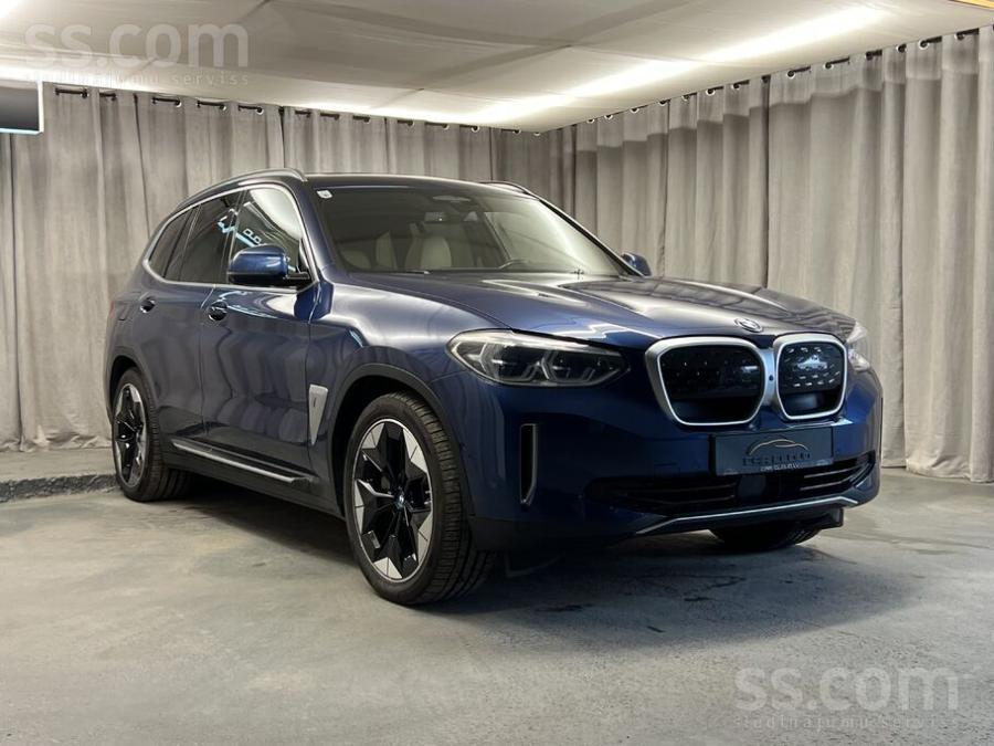 Blue BMW X3 2021 in Riga, with an engine capacity of 2.00 L and mileage of 133 thousand km for 28490 €, photo 3 on AUTOMOTO.COM.LV