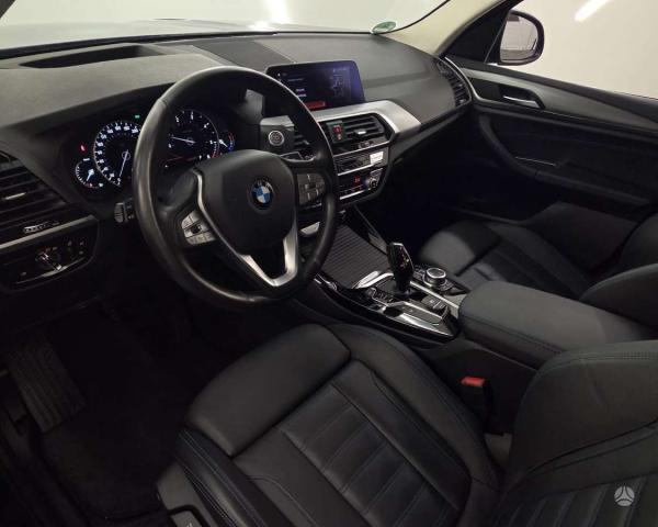 Zils BMW X3 2021 Marijampole, ar dzinēja tilpumu 2.00 L un nobraukumu 283 tūkst. km par 22750 €, foto 2 vietnē AUTOMOTO.COM.LV