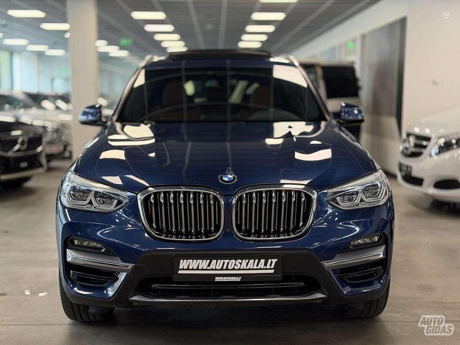 Blue BMW X3 2021 in Klaipeda, with an engine capacity of 2.00 L and mileage of 234 thousand km for 27900 €, photo 12 on AUTOMOTO.COM.LV