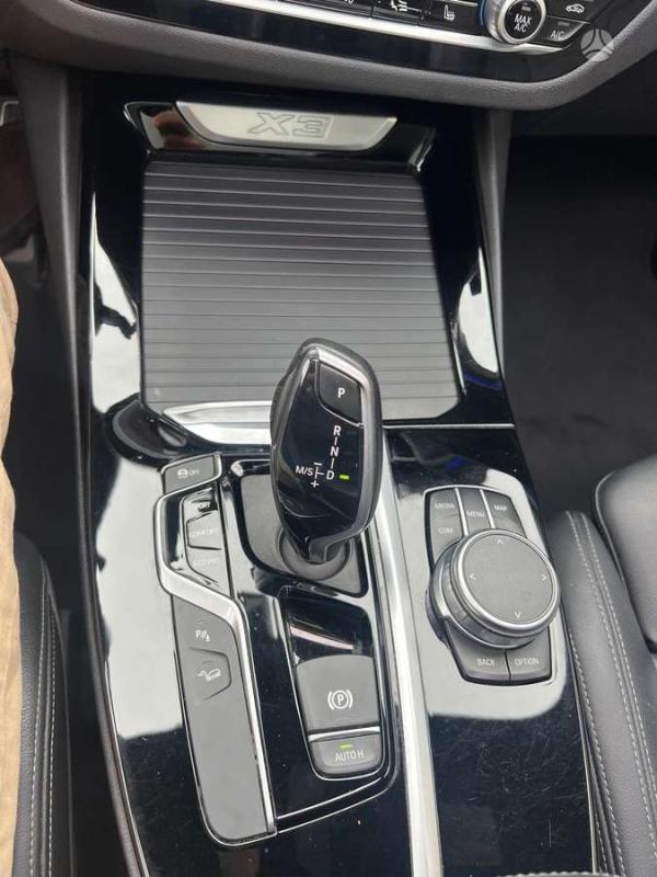 Blue BMW X3 2021 in Utena, with an engine capacity of 2.00 L and mileage of 209 thousand km for 26250 €, photo 9 on AUTOMOTO.COM.LV