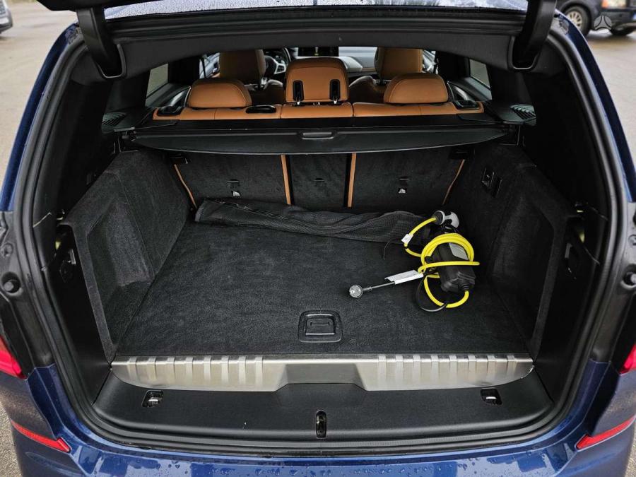 Blue BMW X3 2021 in Rokiskis, with an engine capacity of 2.00 L and mileage of 248 thousand km for 18950 €, photo 12 on AUTOMOTO.COM.LV