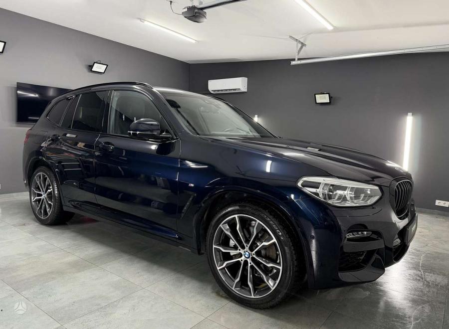 Blue BMW X3 2021 in Utena, with an engine capacity of 2.00 L and mileage of 208 thousand km for 26250 €, photo 4 on AUTOMOTO.COM.LV