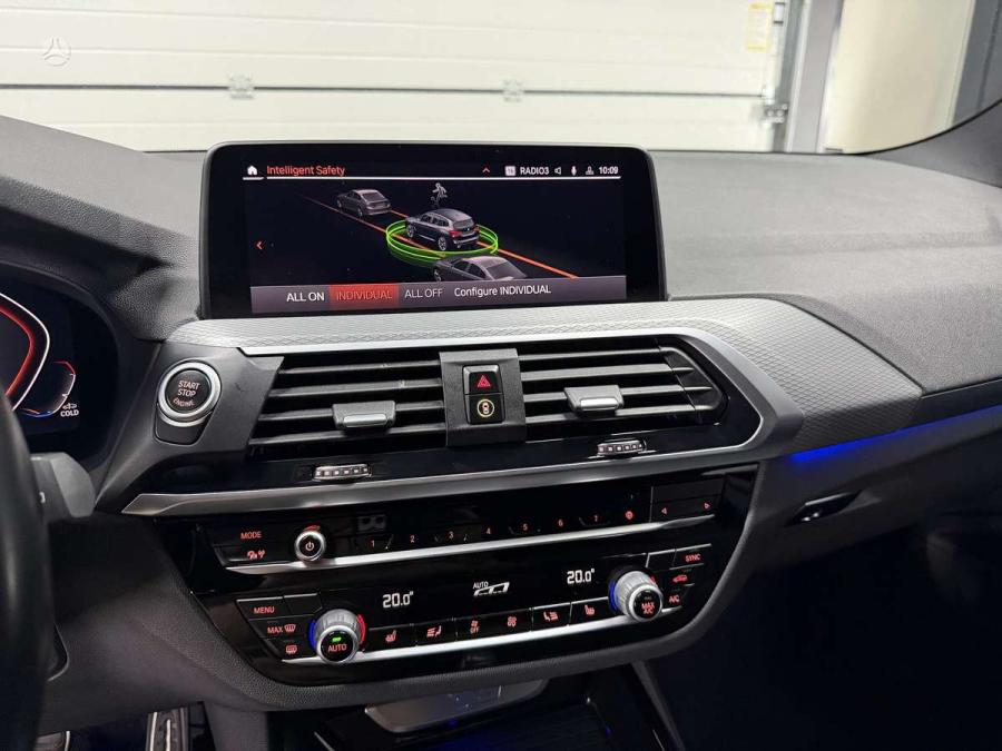 Blue BMW X3 2021 in Utena, with an engine capacity of 2.00 L and mileage of 208 thousand km for 26250 €, photo 18 on AUTOMOTO.COM.LV
