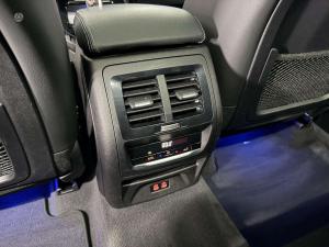 Blue BMW X3 2021 in Utena, with an engine capacity of 2.00 L and mileage of 208 thousand km for 26250 €, photo 27 on AUTOMOTO.COM.LV