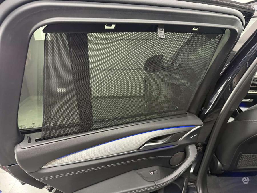 Blue BMW X3 2021 in Utena, with an engine capacity of 2.00 L and mileage of 208 thousand km for 26250 €, photo 34 on AUTOMOTO.COM.LV