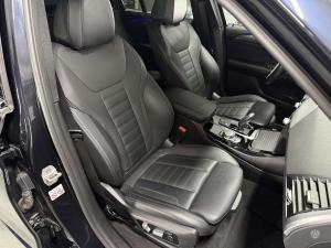Blue BMW X3 2021 in Utena, with an engine capacity of 2.00 L and mileage of 208 thousand km for 26250 €, photo 38 on AUTOMOTO.COM.LV