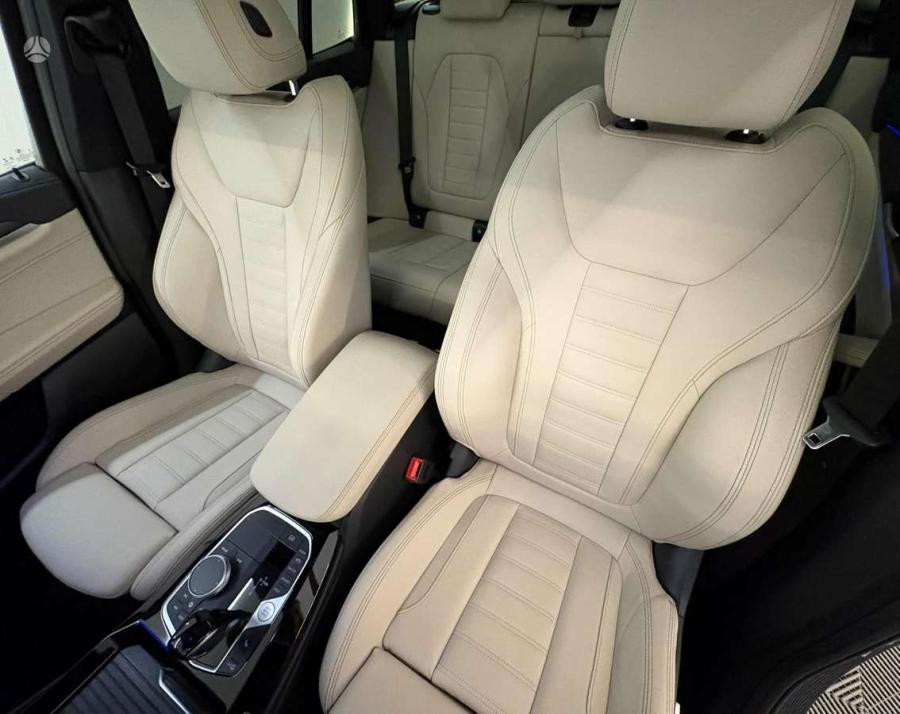Blue BMW X3 2021 in Marijampole, with an engine capacity of 2.99 L and mileage of 232 thousand km for 33650 €, photo 34 on AUTOMOTO.COM.LV