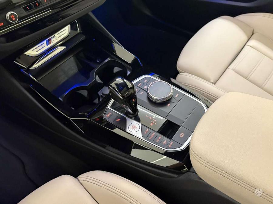 Blue BMW X3 2021 in Marijampole, with an engine capacity of 2.99 L and mileage of 232 thousand km for 32950 €, photo 4 on AUTOMOTO.COM.LV
